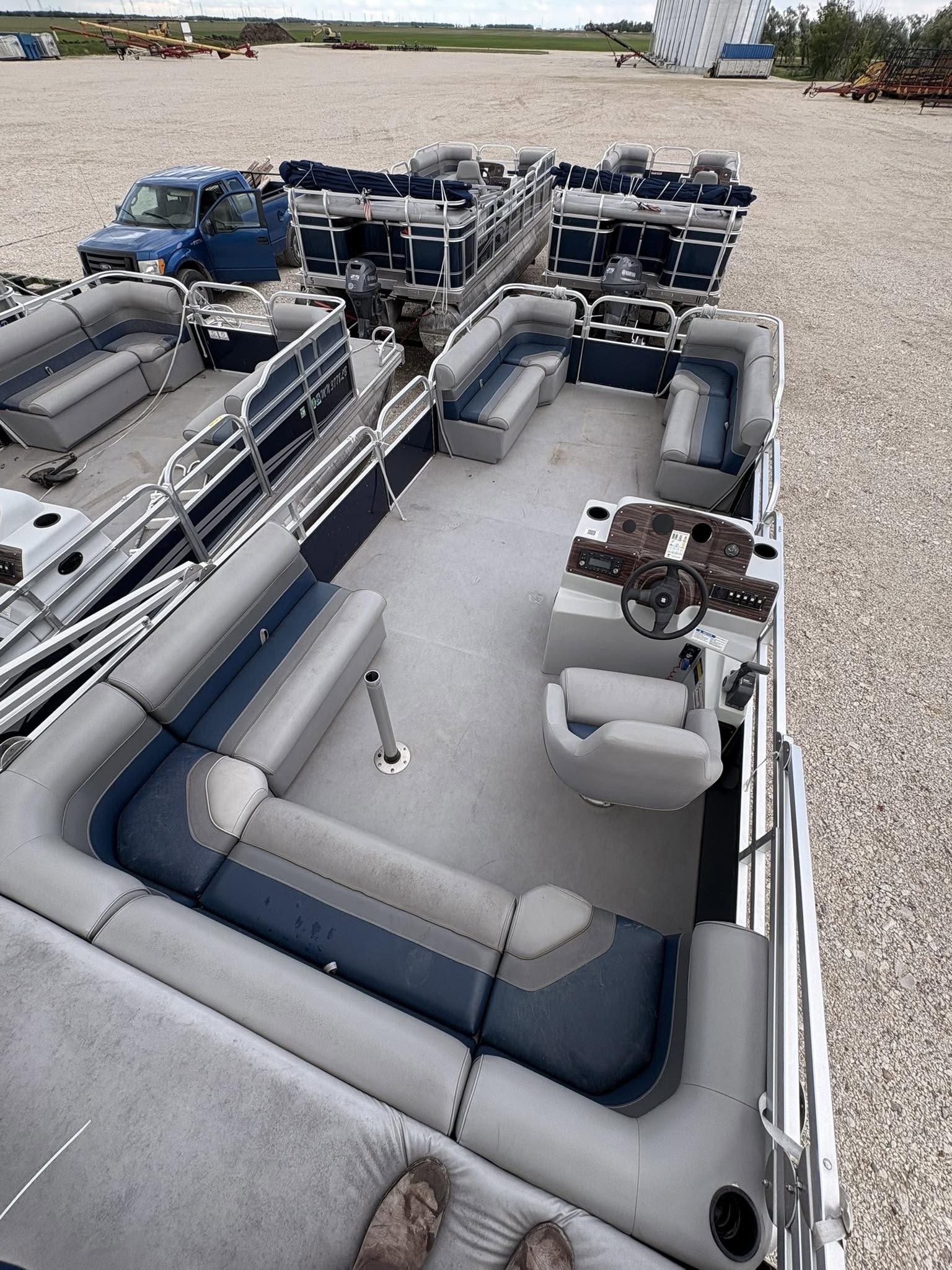 Fleet pontoon sale! – Leisure Liquidators